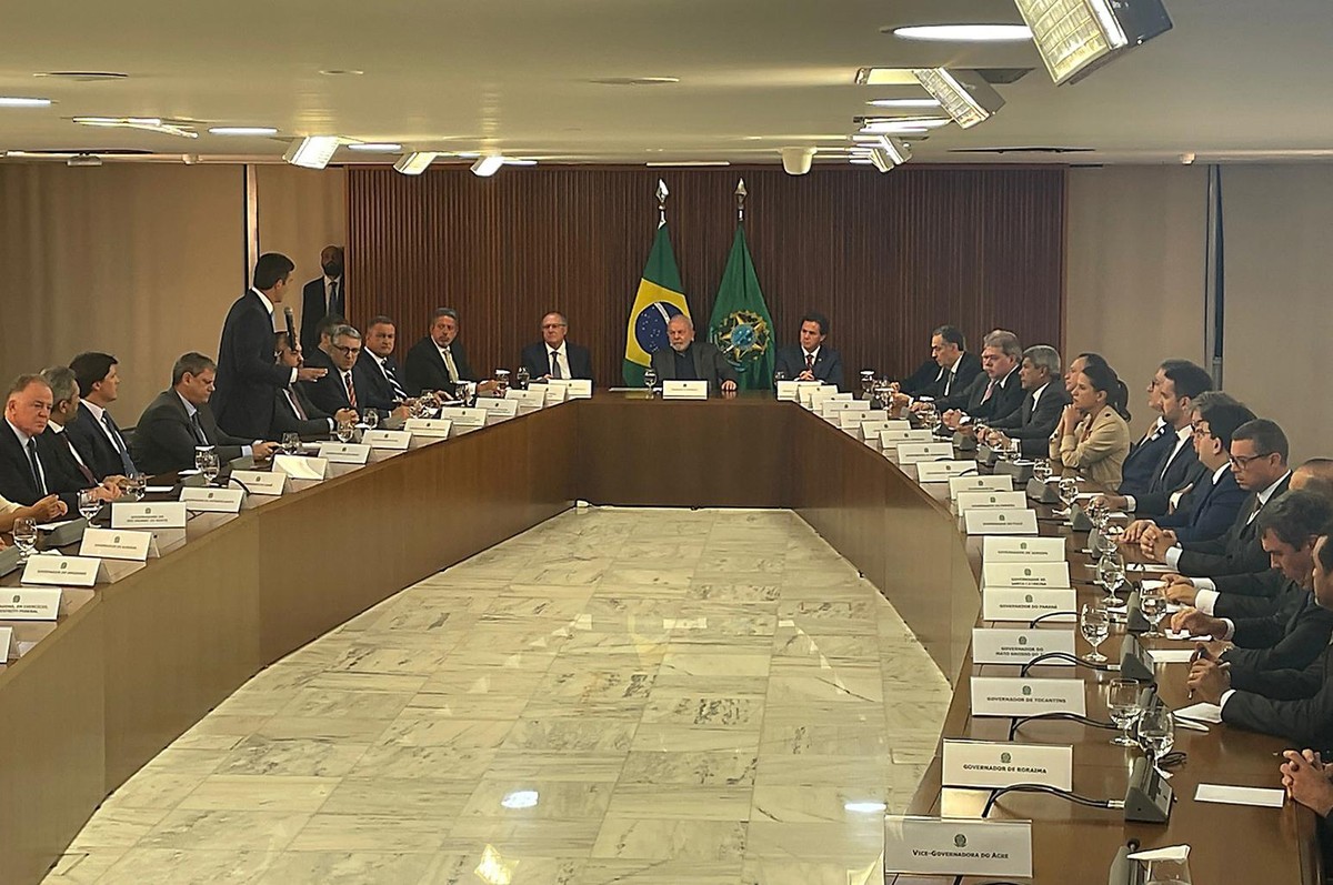 Brazil’s top authorities unite against terrorist acts | Politics ...