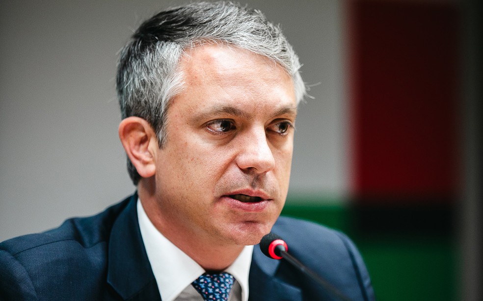 Secretary sees potentially “dramatic” reduction in tax evasion with reform