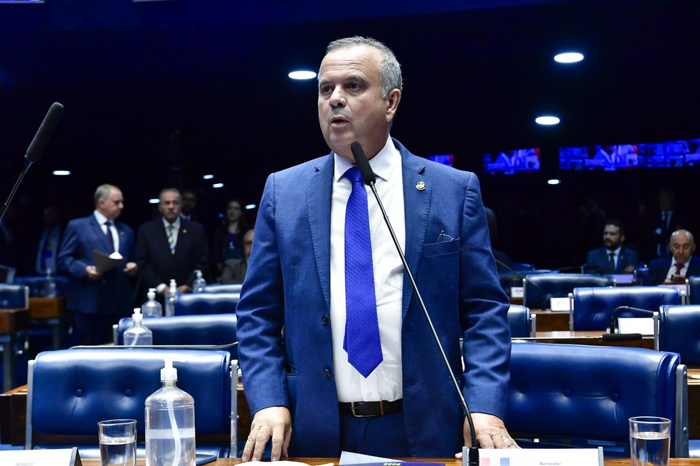 Bolsonaro breaks silence as allies fear fallout from Trump tariffs