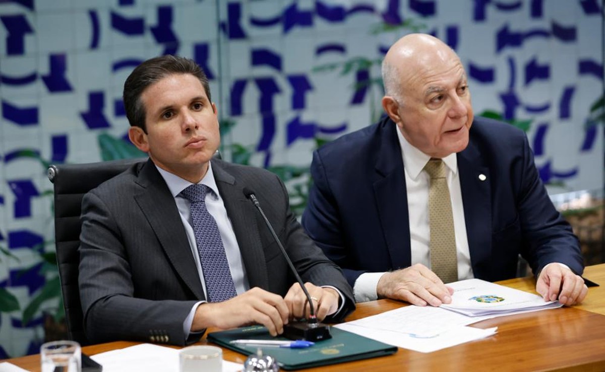 Speaker delays vote on amnesty bill fast-track