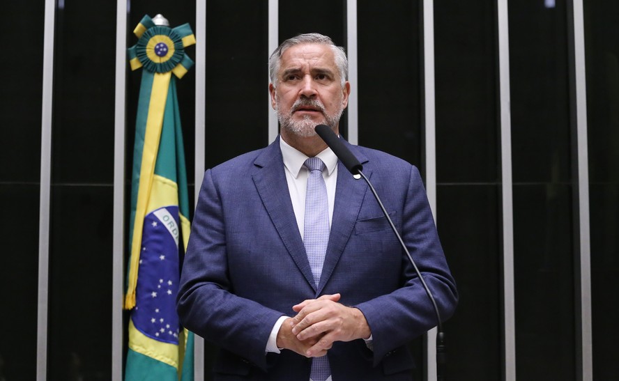 Lula govt seeks inquiries to dispel doubts after court nomination defeat