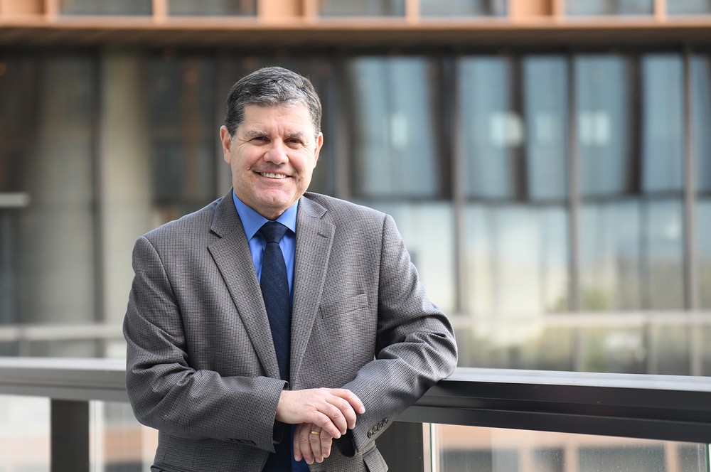 No one believes the U.S. market should be replaced by another, AIIB says