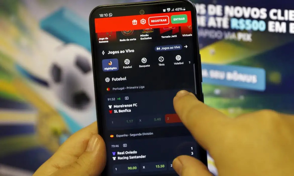 Government to ban cash-transfer program card on online betting