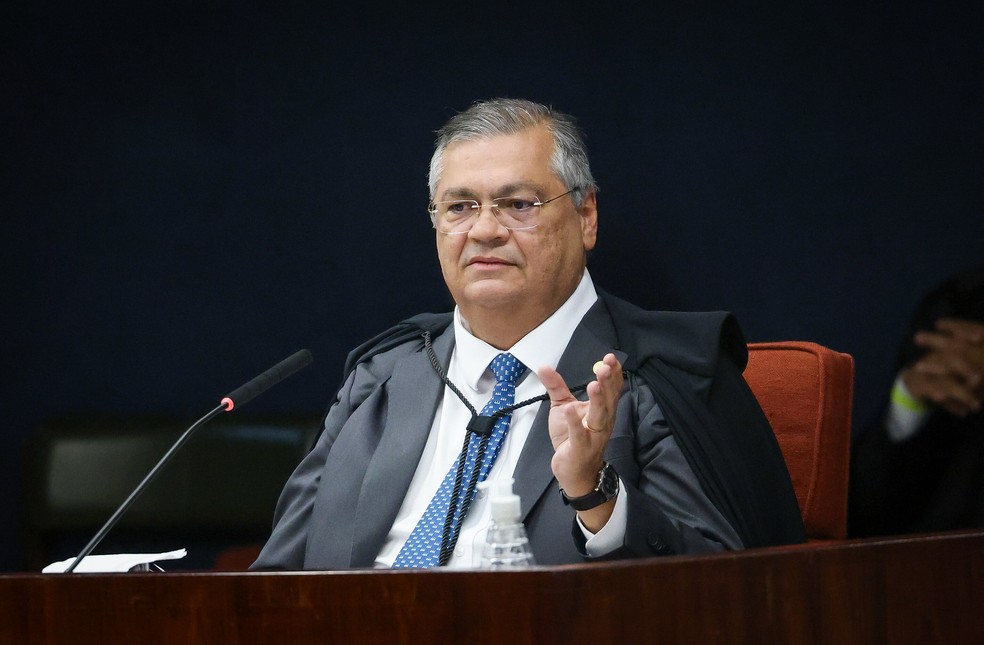 Justice Dino hails ‘French Revolution’ in budget transparency