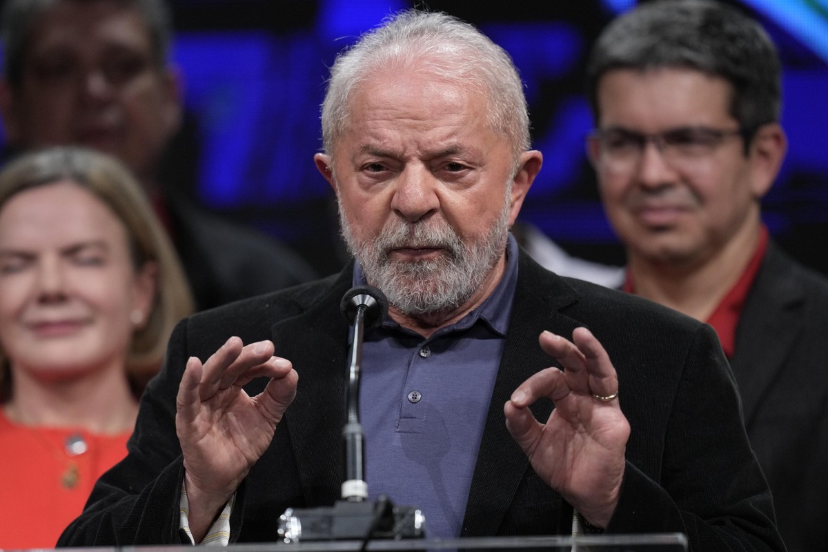Lula disappointed by results in São Paulo, expected to seek support