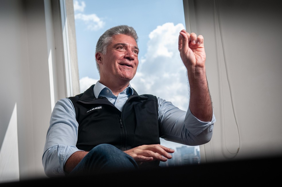How to transition to an independent enterprise