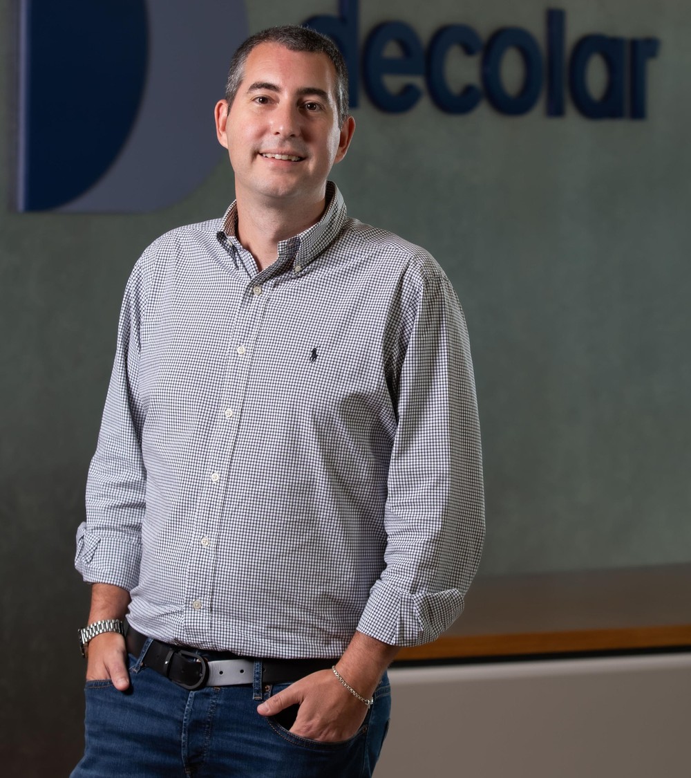 Despegar launches physical stores, increases competition with CVC ...