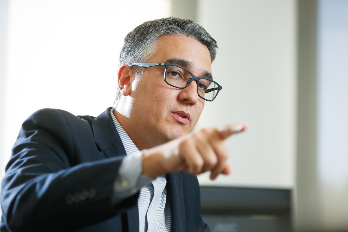 Interest rates reach highest level in six years, price new Selic hike