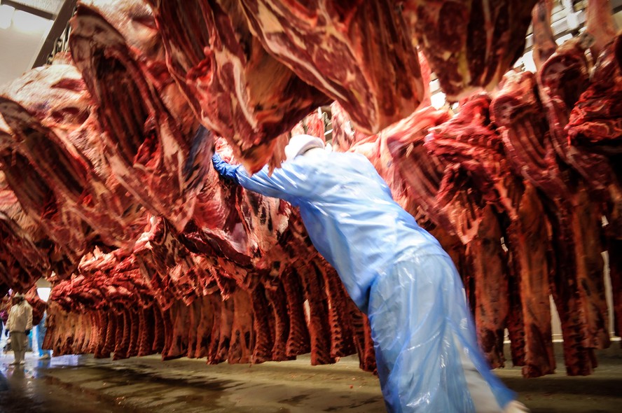 Brazilian beef exports hit record despite U.S. tariffs