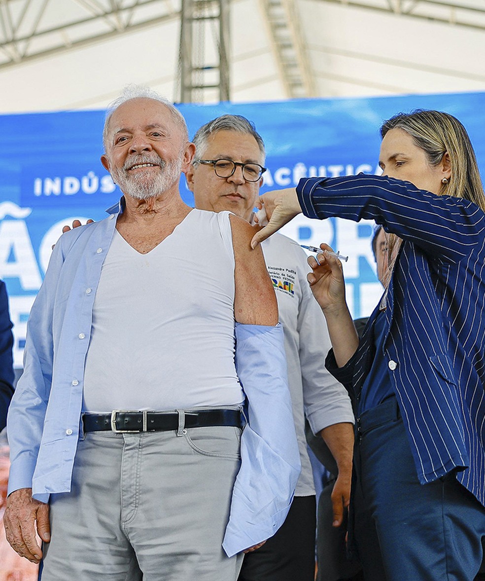 Lula steps up visits to private-sector companies