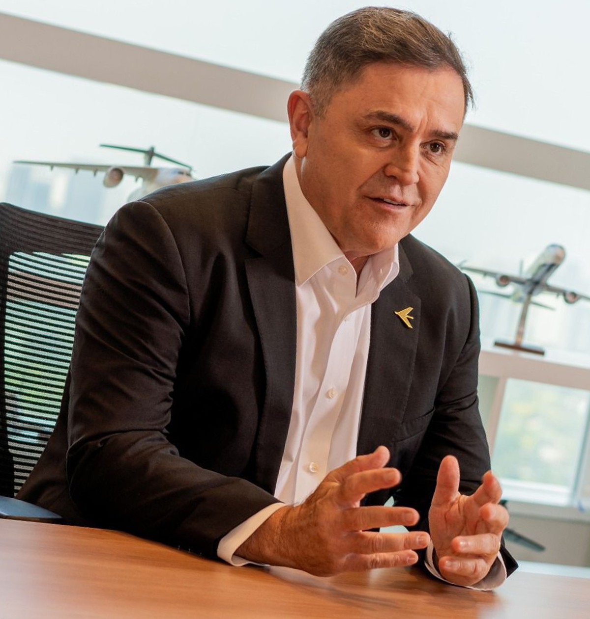 Embraer overcomes crises; shares climb nearly 150% in 2024