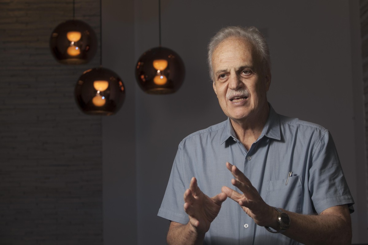 New oil wells are not an option, warns Carlos Nobre