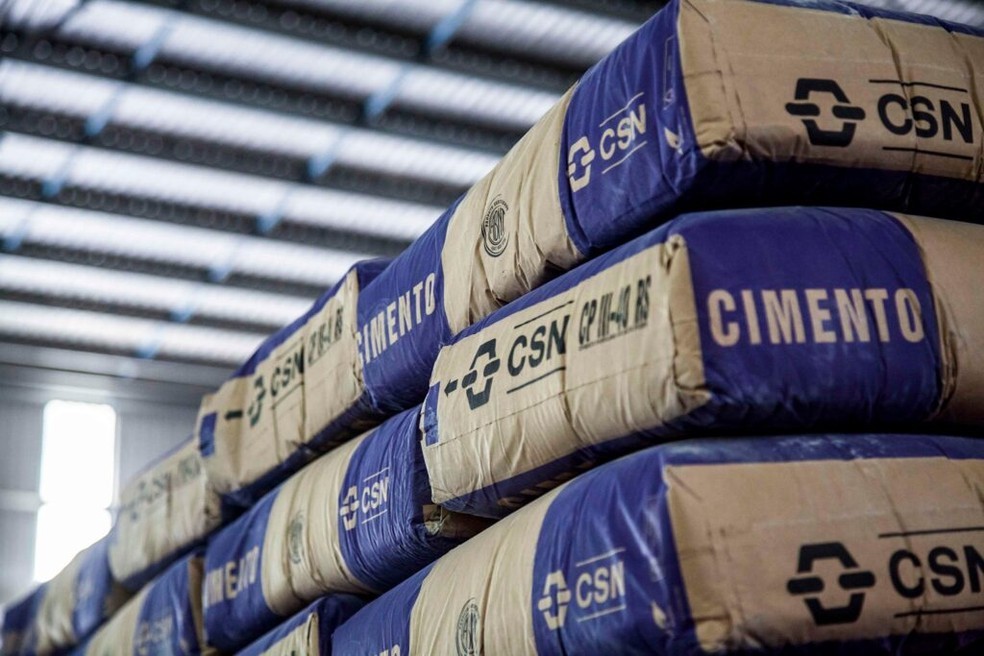 CSN Cimentos sale draws strong interest