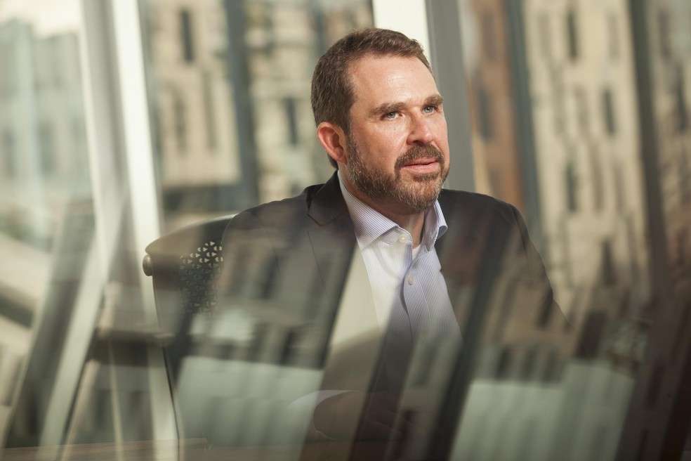 Companies prepare to resume foreign funding