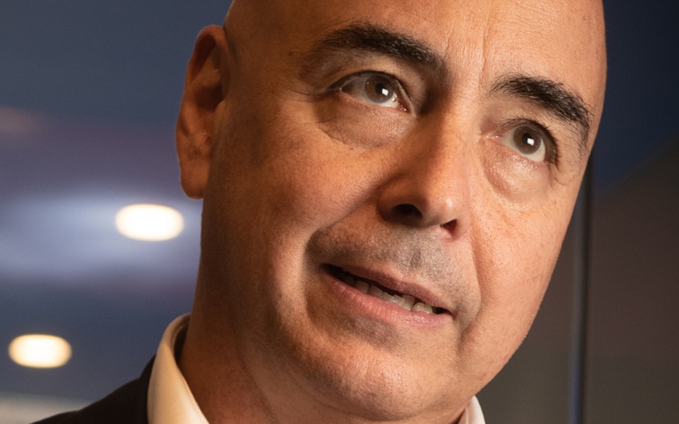 TIM aims for selective growth in postpaid, corporate markets