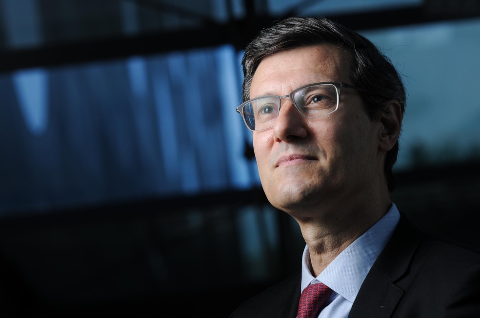 External deficit tops FDI for third straight month | Economy ...