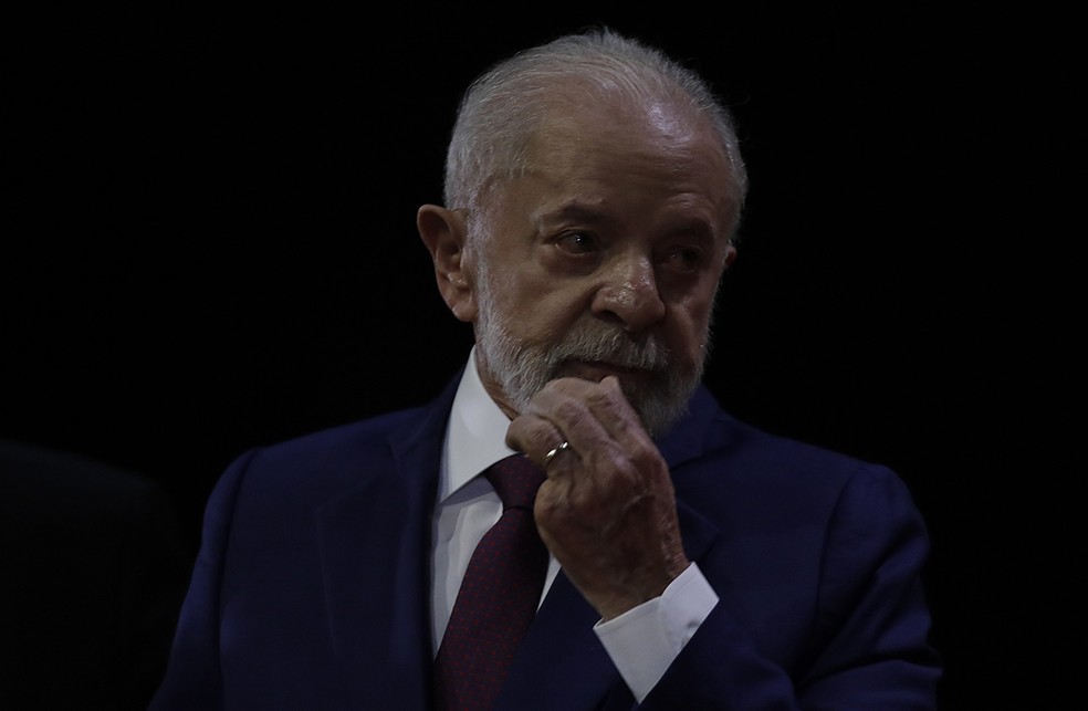 Lula launches charm offensive for Centrão support