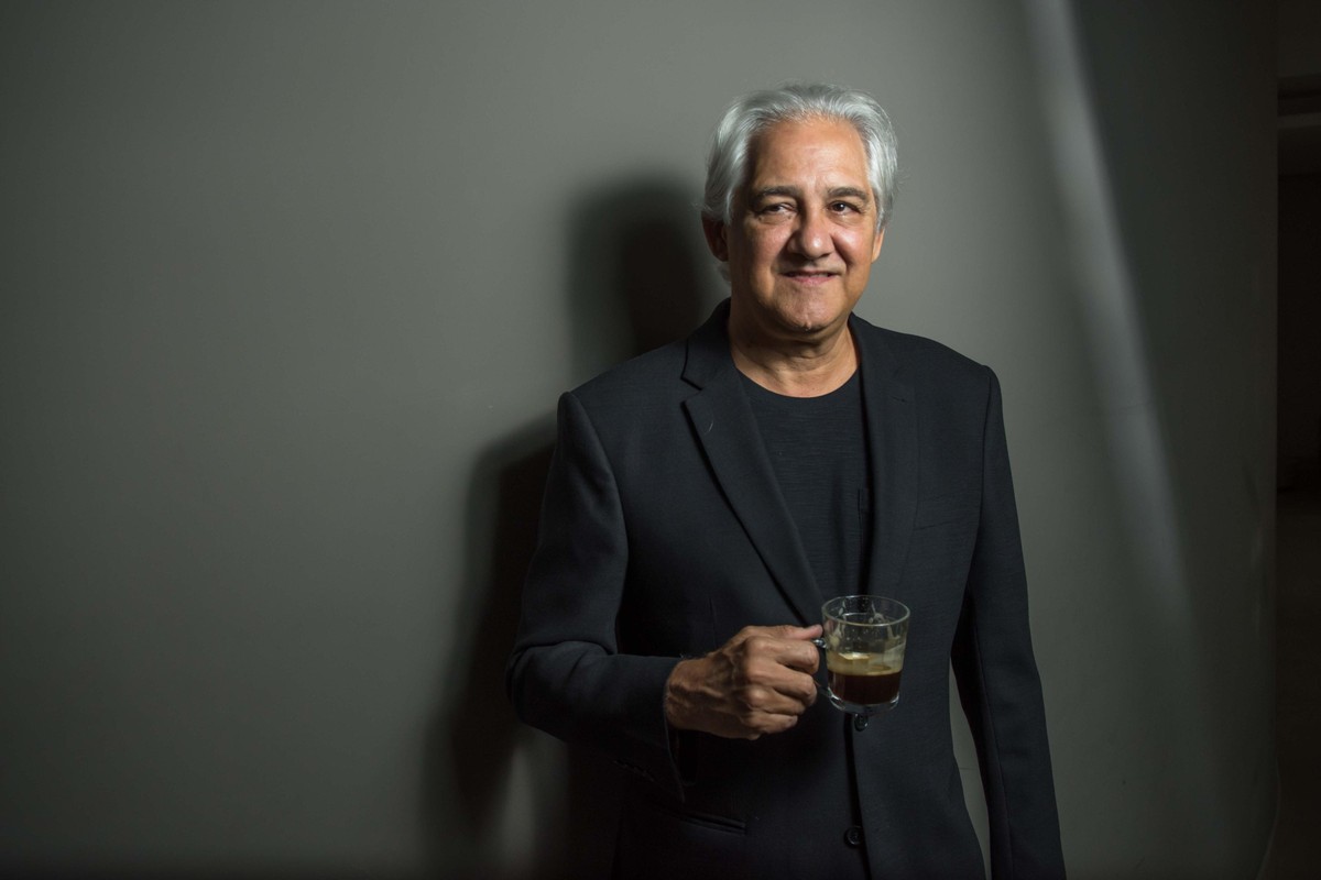 Nadir removes heir from helm of company, eyes IPO