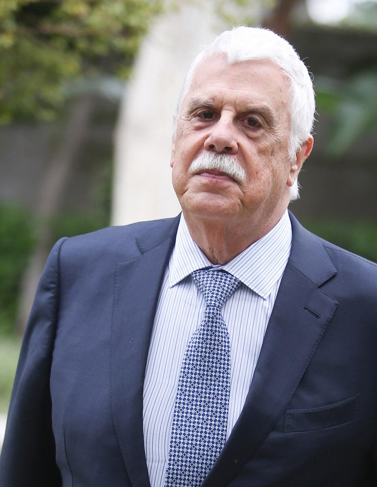 Transition package is a “disaster,” former Central Bank president says ...