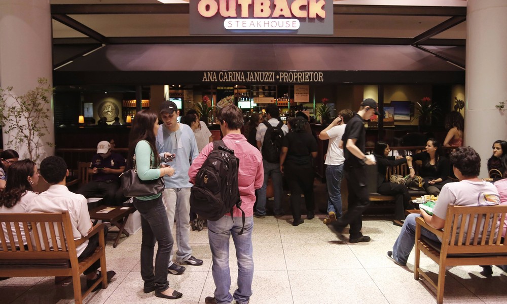 Vinci nears exclusive agreement to purchase Outback in Brazil
