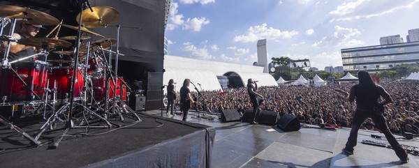 The power of heavy metal