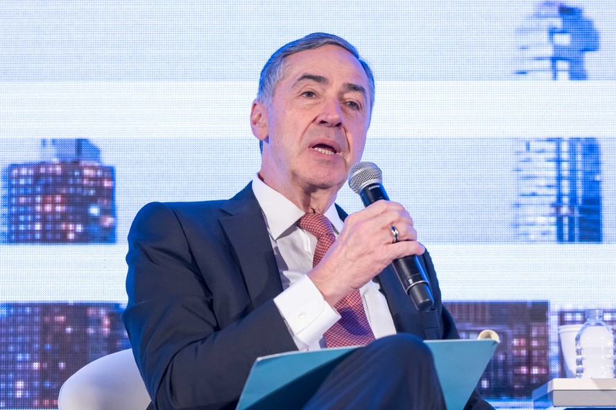 Chief justice defends stability of Brazilian institutions, courts