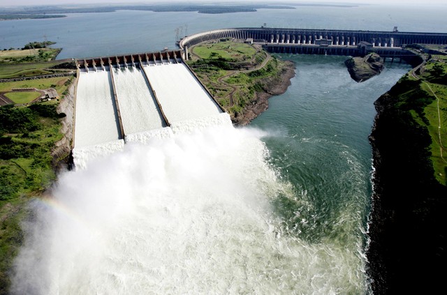 Itaipu Dam settles decades-long debt from construction works