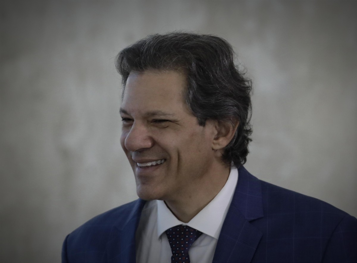 Spending cut measures to be announced next week, Haddad says