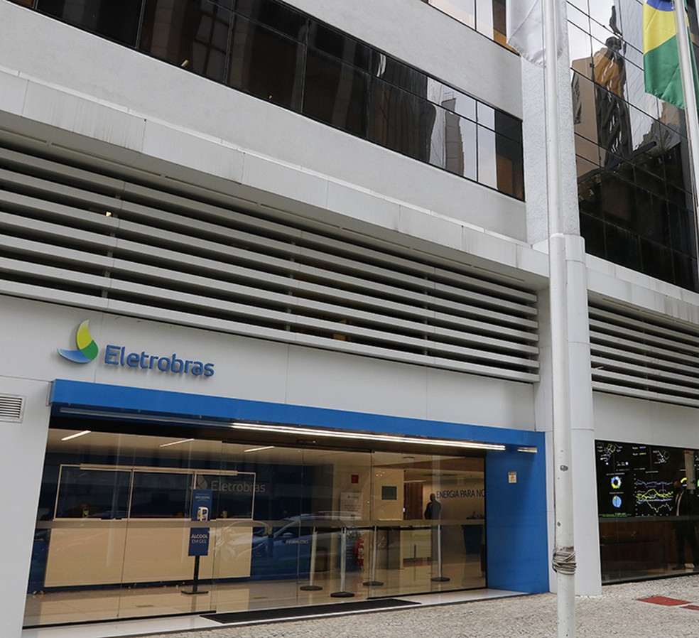 Eletrobras, federal government agree on board change