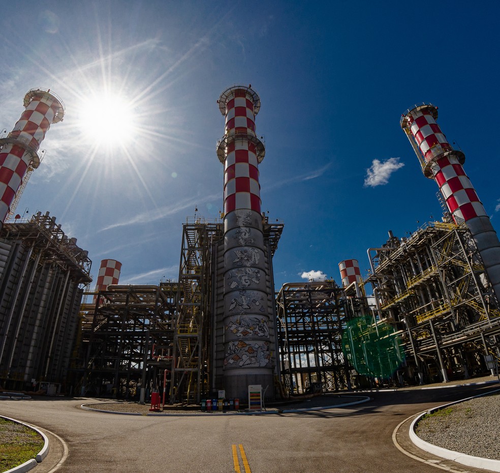EDF puts thermal power plant up for sale, seeks partner for renewables