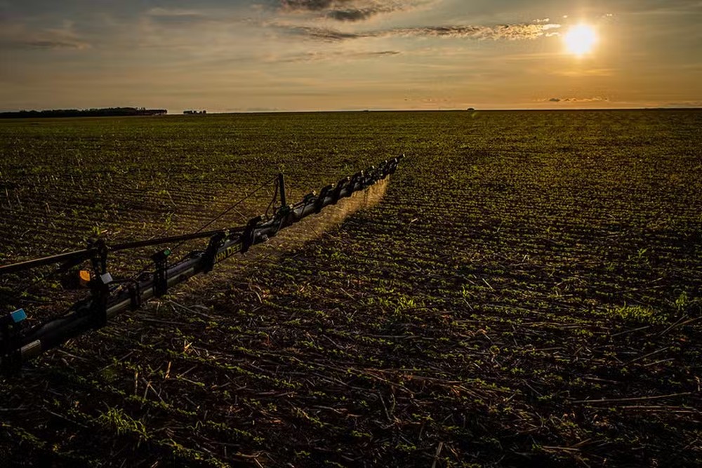 Pesticide sales declined by 5.6% in 2023, environmental agency says