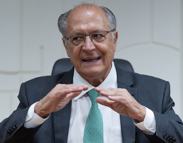 Brazil needs further fiscal adjustment, vice president says