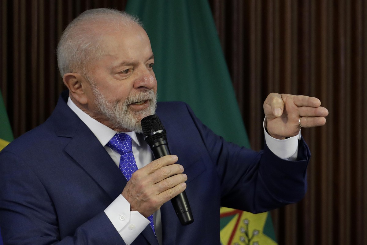 Lula unveils Climate Authority amid record drought in the Amazon ...