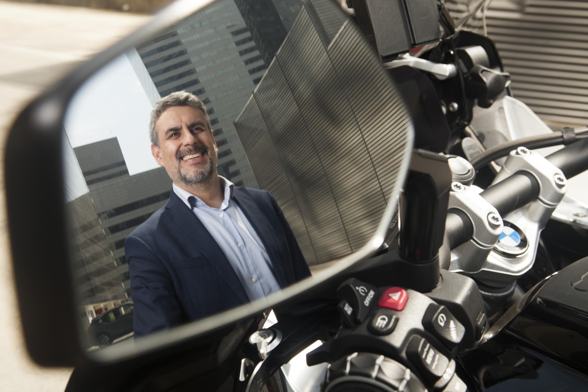 Balance between emotion and reason is strategic for BMW