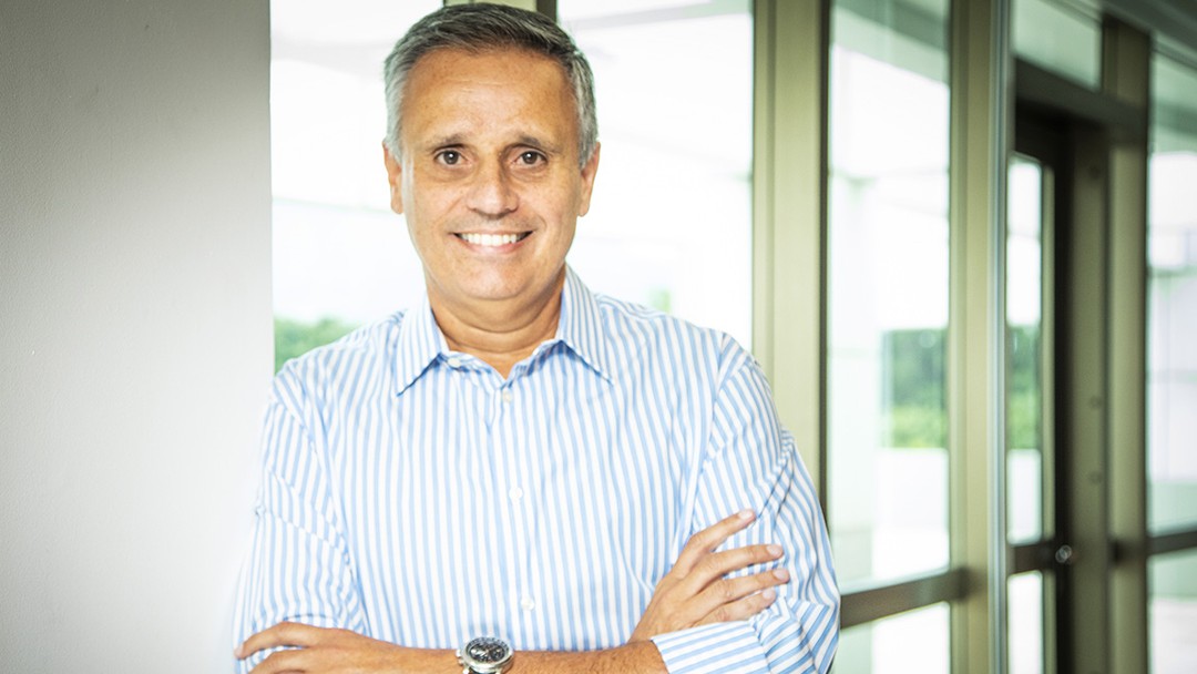 Valor International | Business