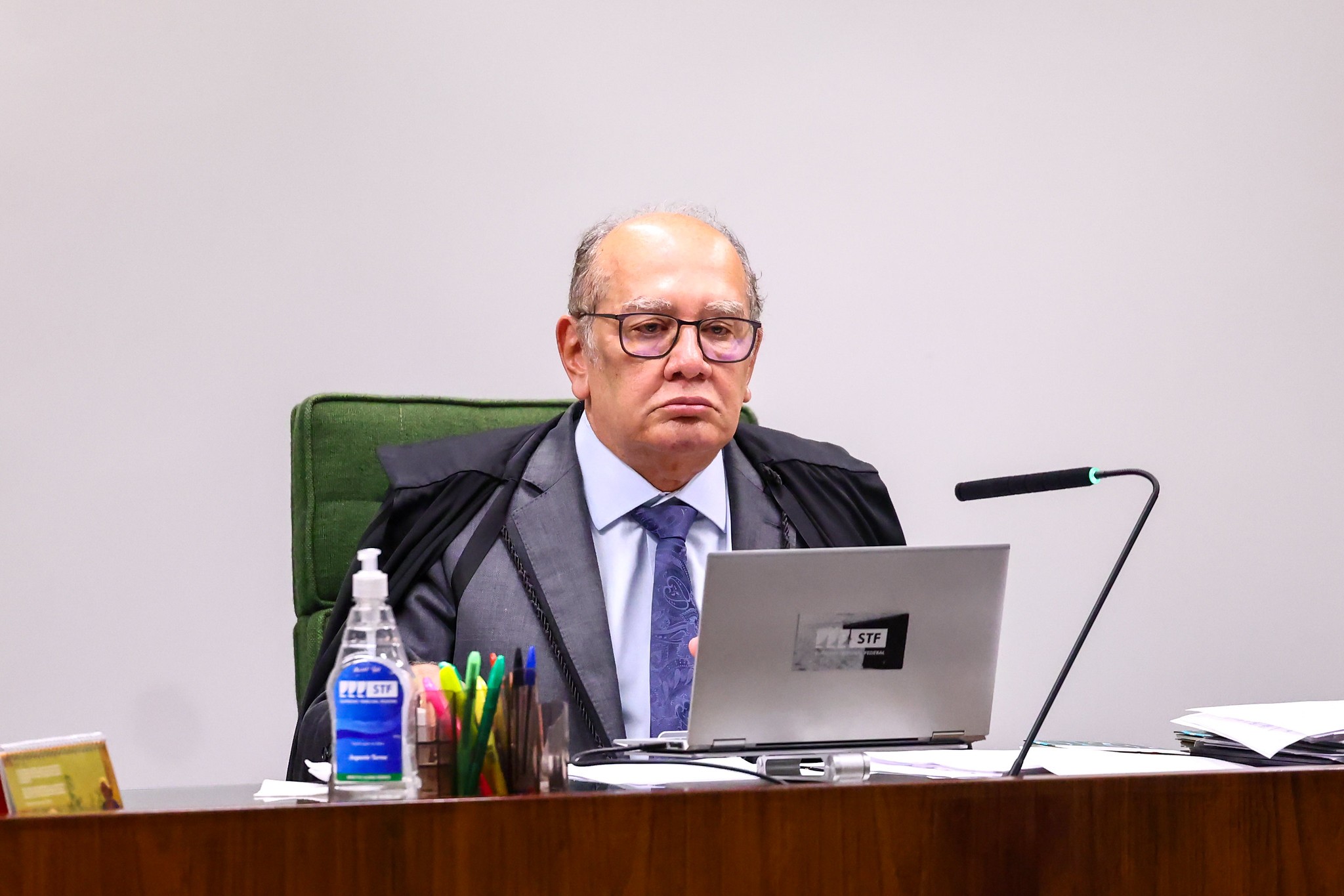 Justice Mendes backs down from impeachment ruling