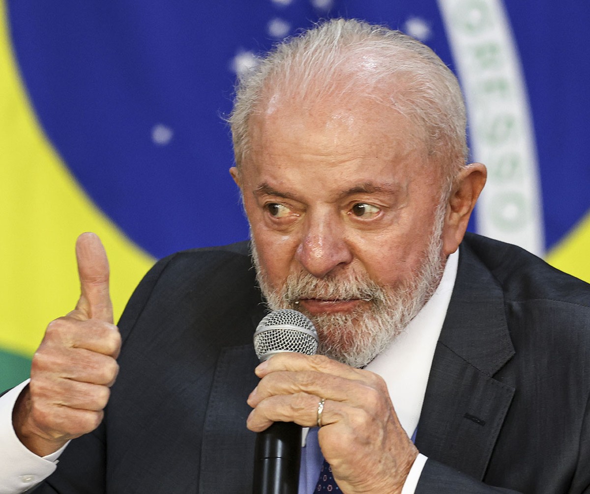 Lula announces R$514m to combat Amazon wildfires