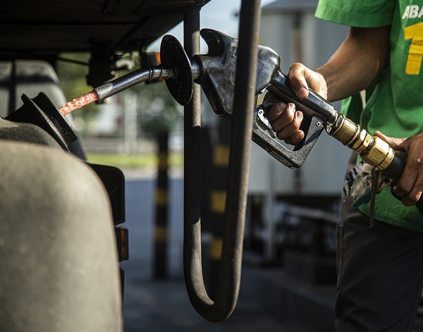 Petrobras to resume diesel imports in late June