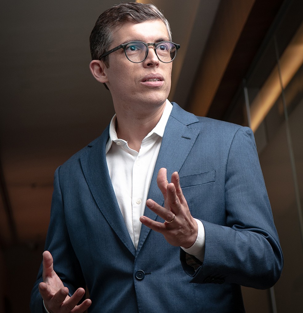 COPOM maintains cautious tone, highlights impact of high rates