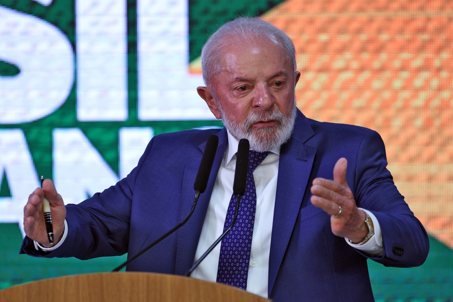 Lula maintains lead in both rounds of election scenarios