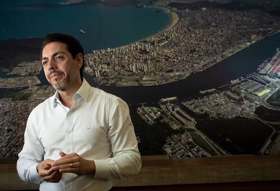 Port of Santos plans private partnerships, terminal expansion