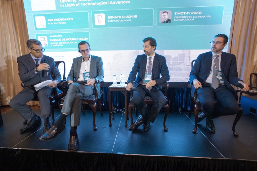 Mismatch between fossil and renewable energy use raises challenge