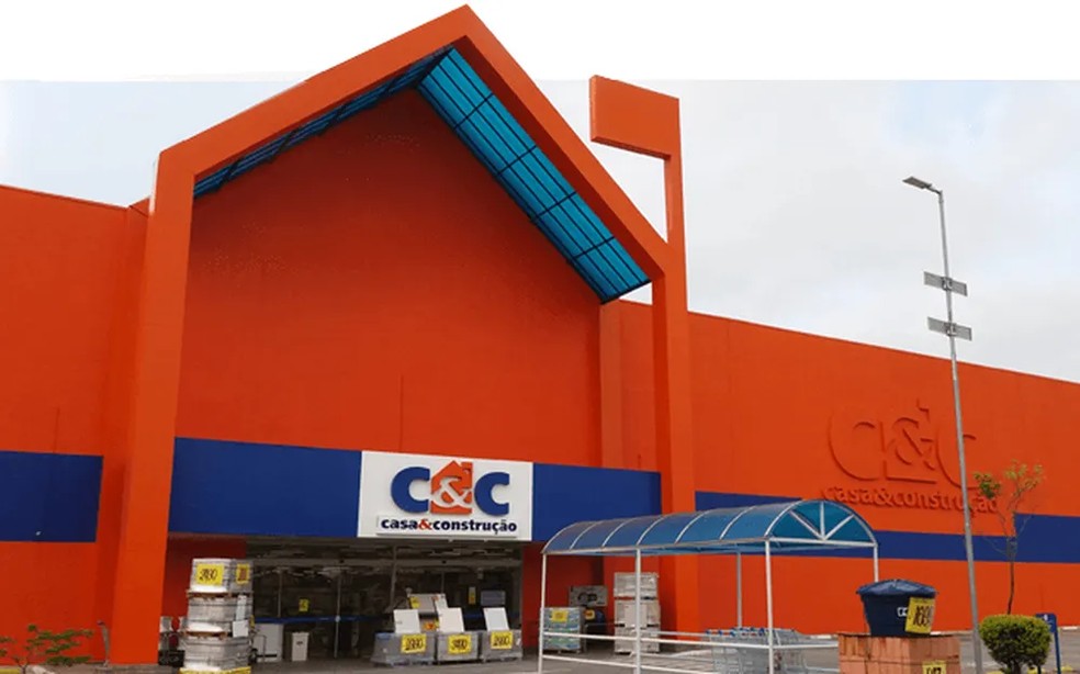 AGI, from former Leader execs, buys C&C retail chain