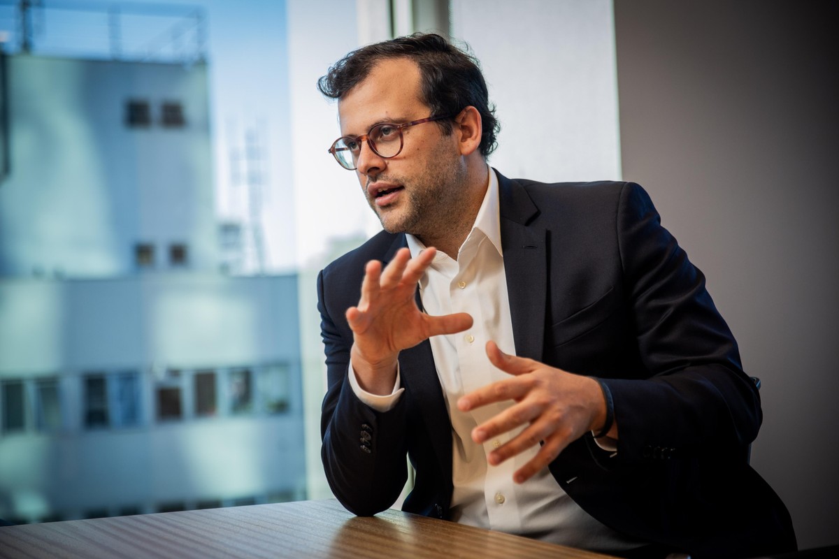 JBS launches international funding season with $1.75bn bond issue