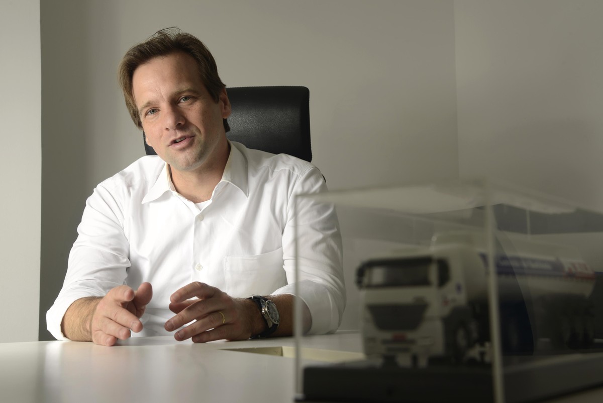 ALE bets in gas stations, large customers