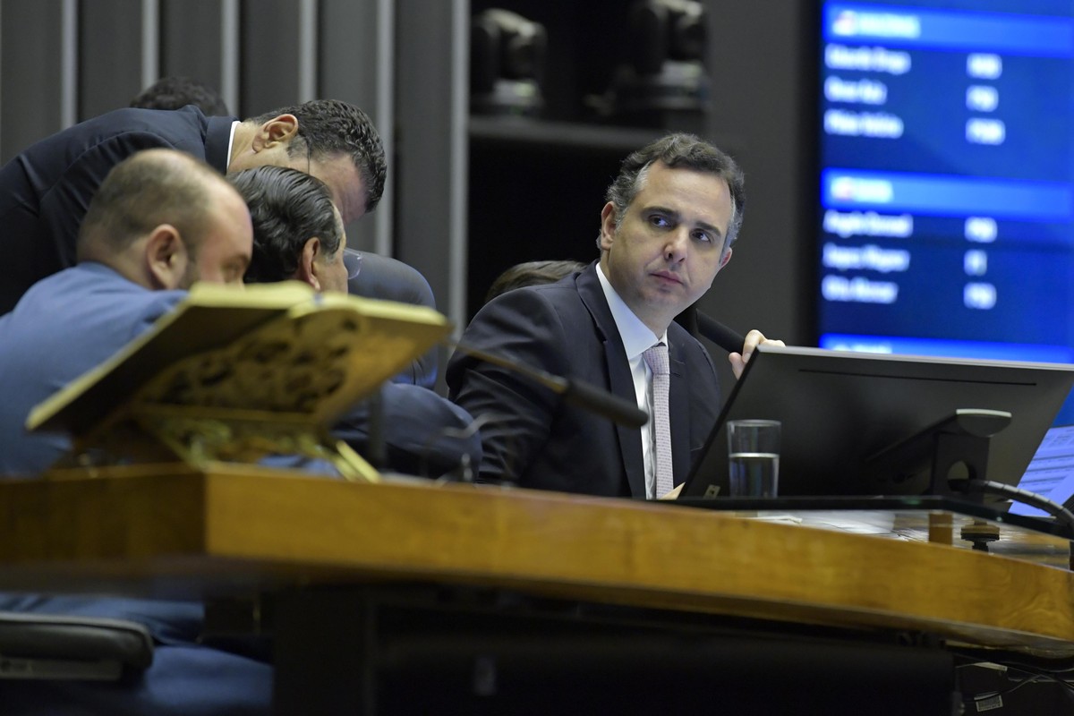 Congress to vote on budget by Thursday