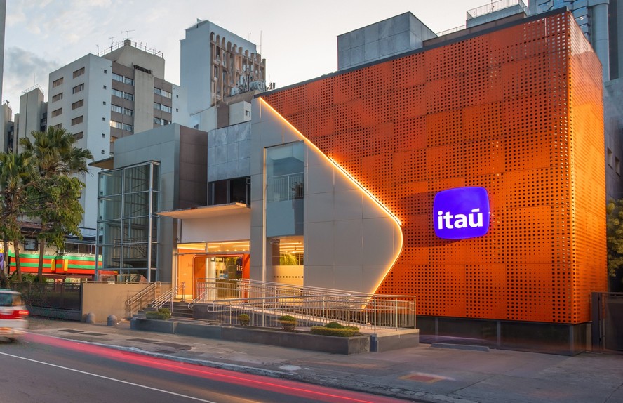 Itaú earns R$41bn in 2024, anticipates strong margins this year