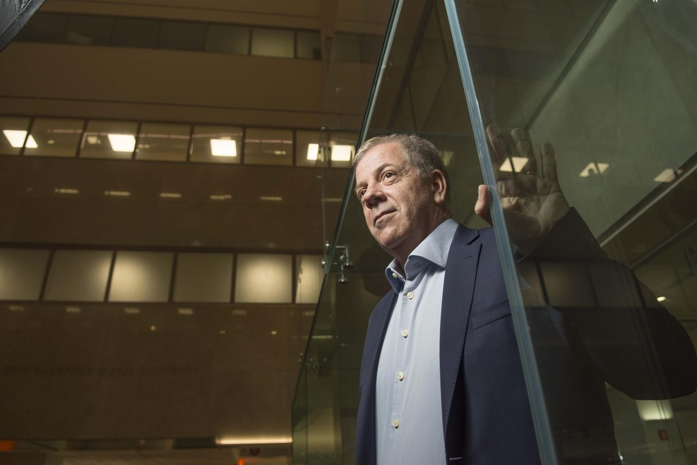 Healthcare companies join forces to share risks, manage crisis